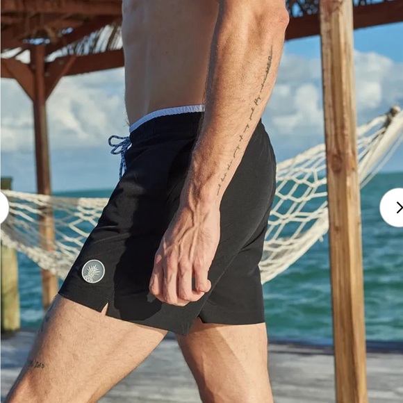 chubbies | Swim | Chubbies The Capes Classic Swim Trunks Mens Size L ...